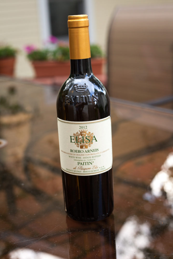 A New Favorite White Wine: Roero Arneis – Opening a Bottle