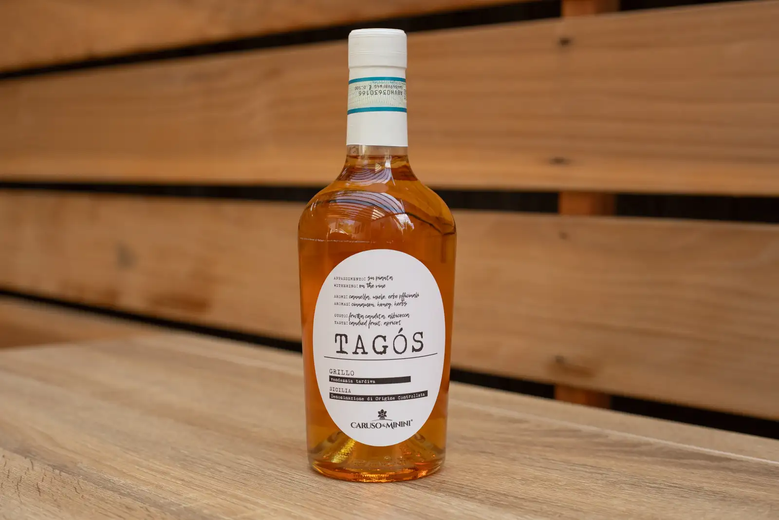 Tagós Grillo: A Ray of Sweet Sunshine from Sicily – Opening a Bottle